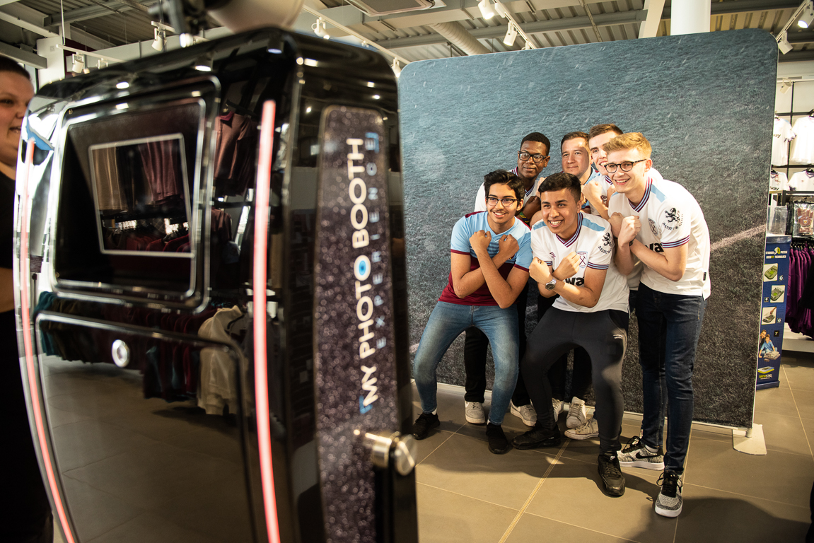Corporate | My Photo Booth Experience